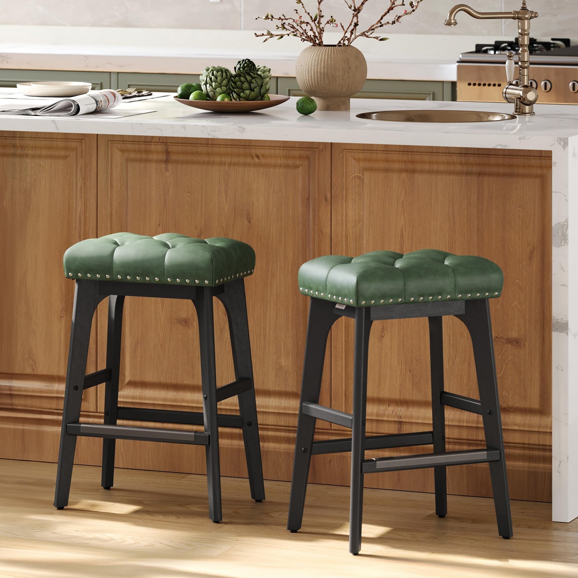 VASAGLE 2 Pack Bar Stools, Counter Height Saddle Bar Stools, 26-Inch ...