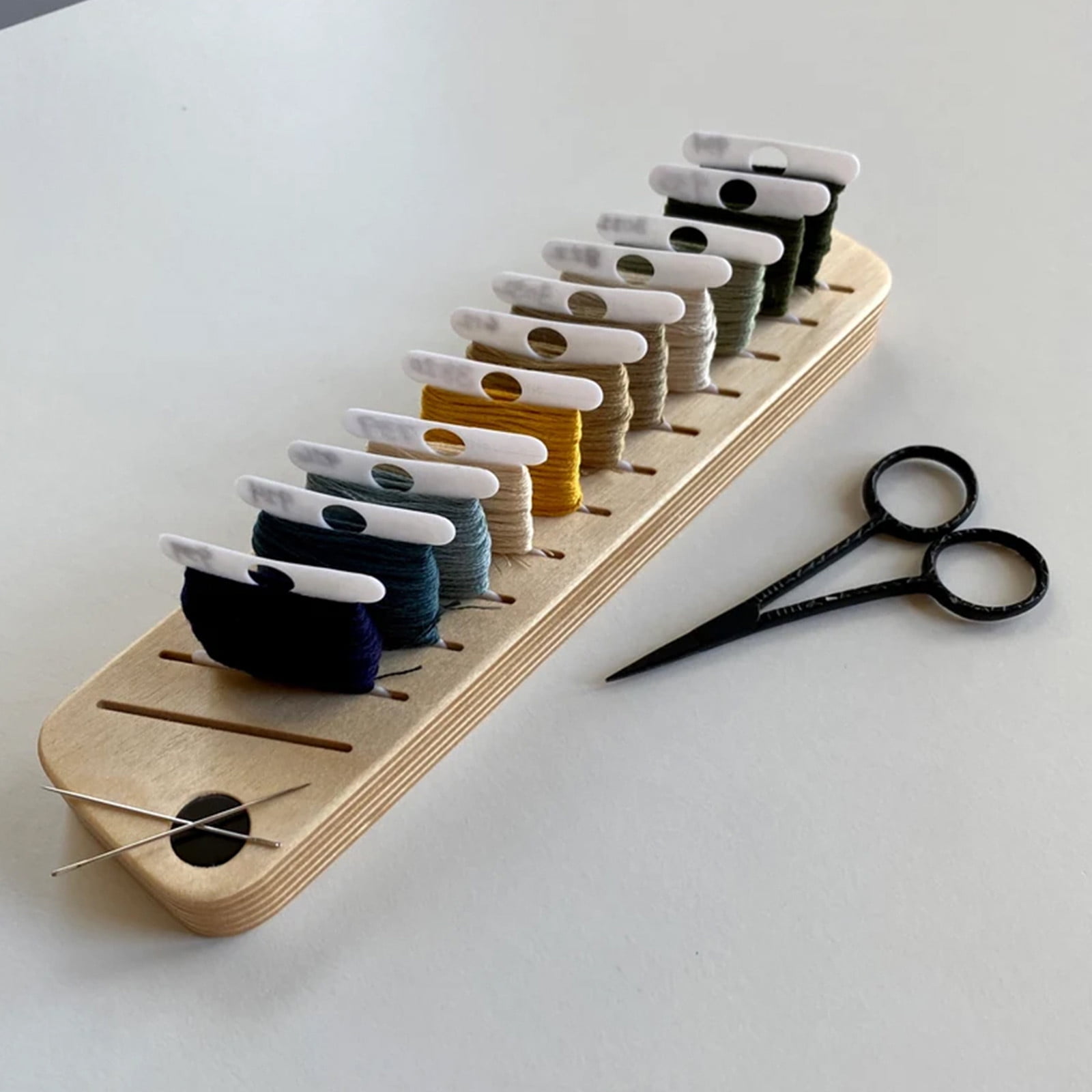 VBXOAE Wooden Bobbin Rack for Embroidery Floss-Holds 12 Thread Bobbins ...