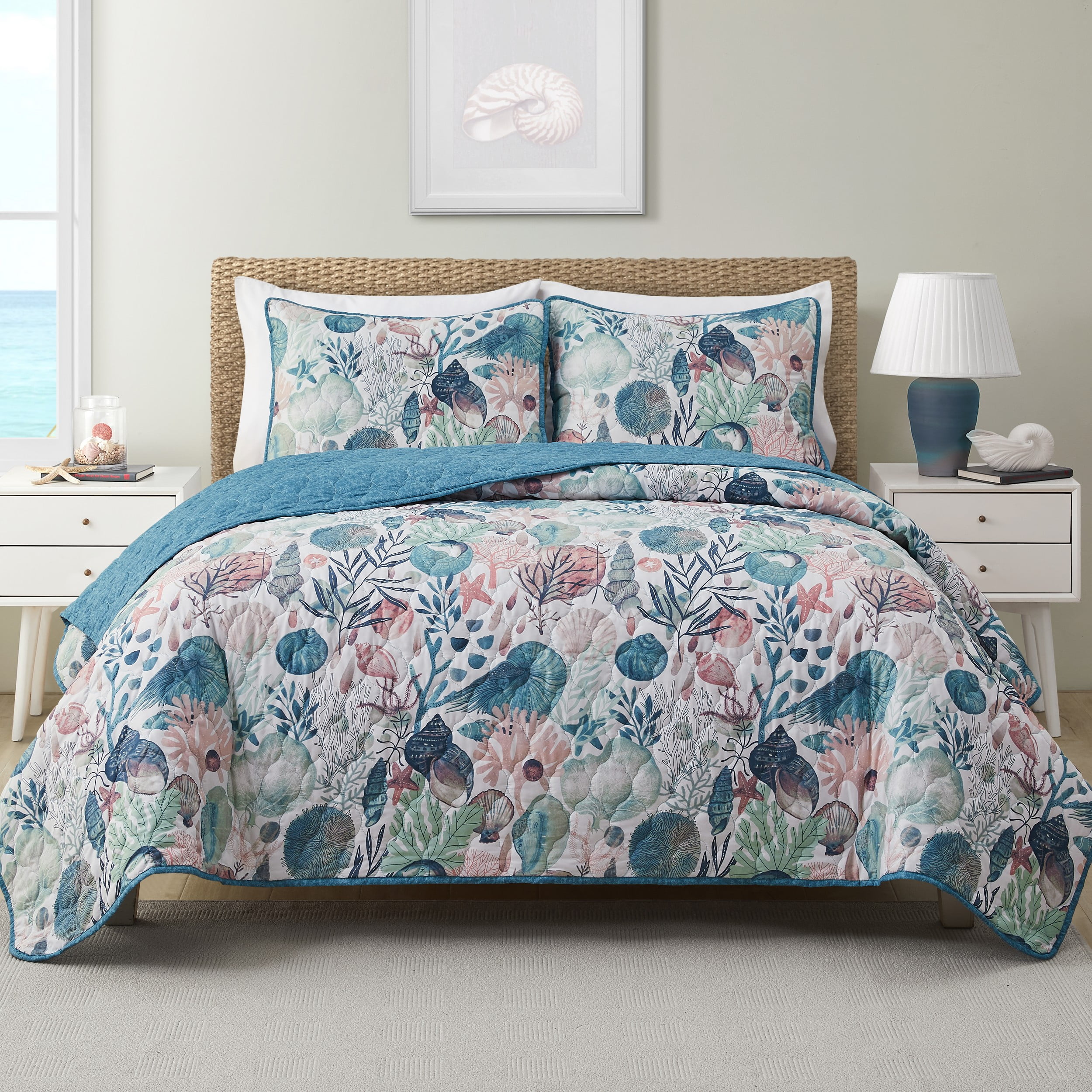 VCNY Home Coastal Seashell Reversible Quilt Set, Full/Queen, Blue/Green ...
