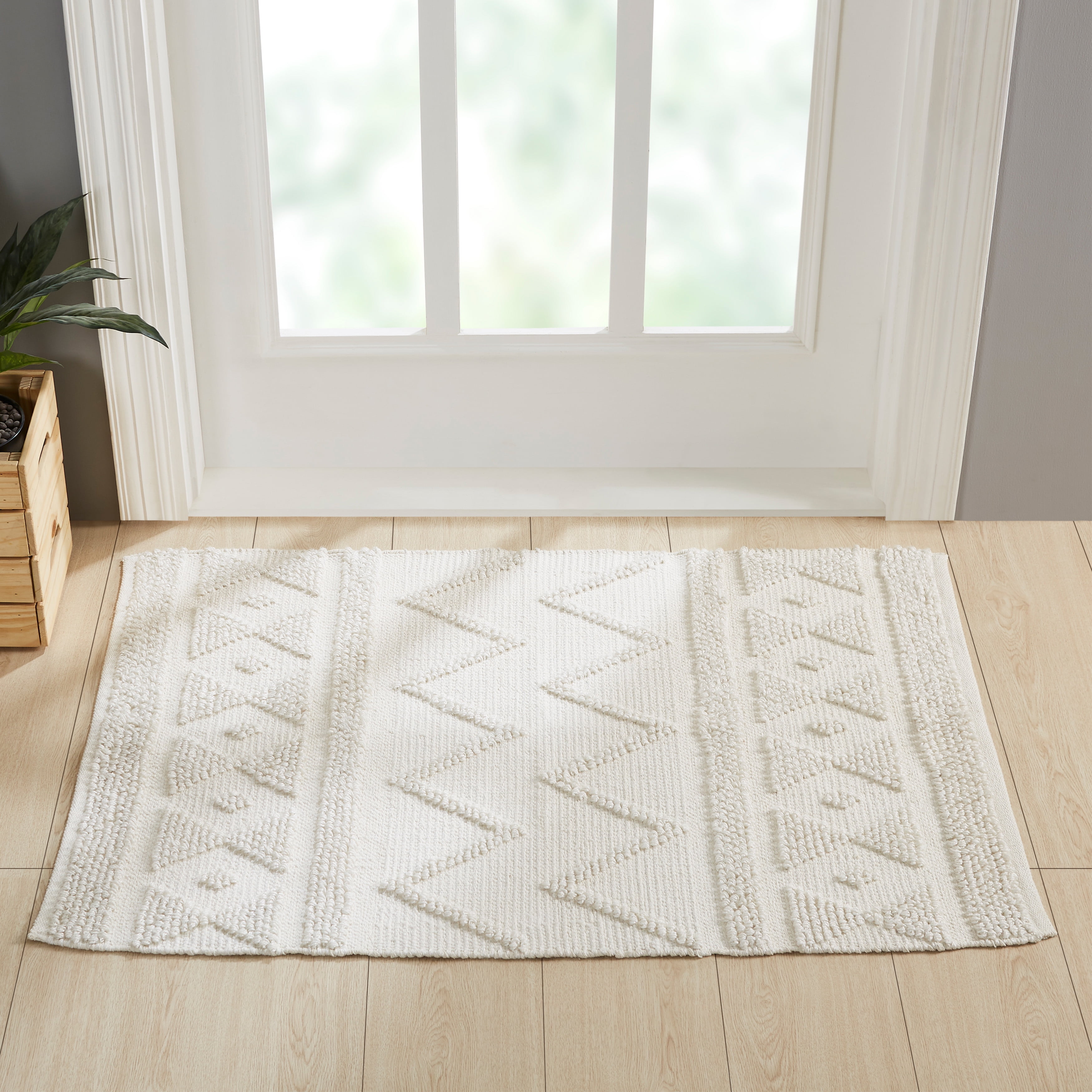 VCNY Home Reign Ivory Loop Texture Polyester Scatter Area Rug, 30" x 45 ...