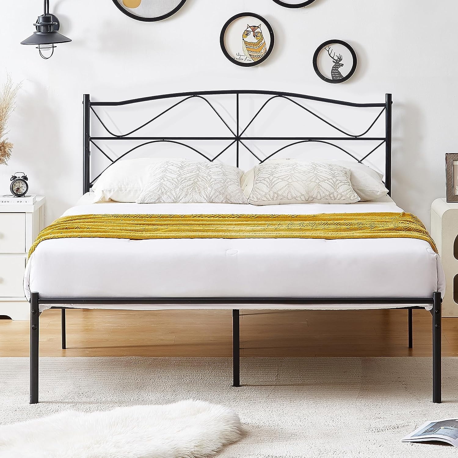 VECELO Queen Size Iron Bed Frame with Headboard, Heavy Duty Steel Slats ...