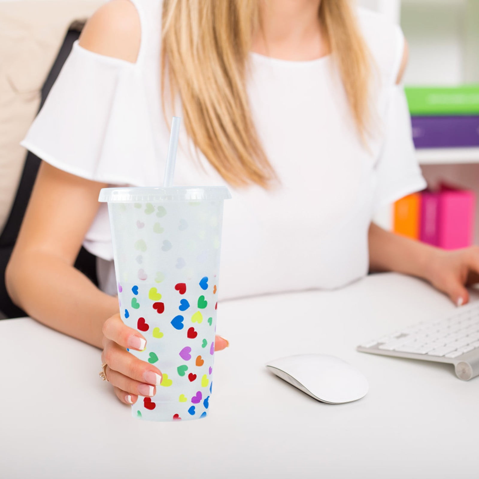 VEFSU Creative Heart-Shaped Temperature Sensitive Water Cup – PP Plastic 710ml Cold Drink Cup ...