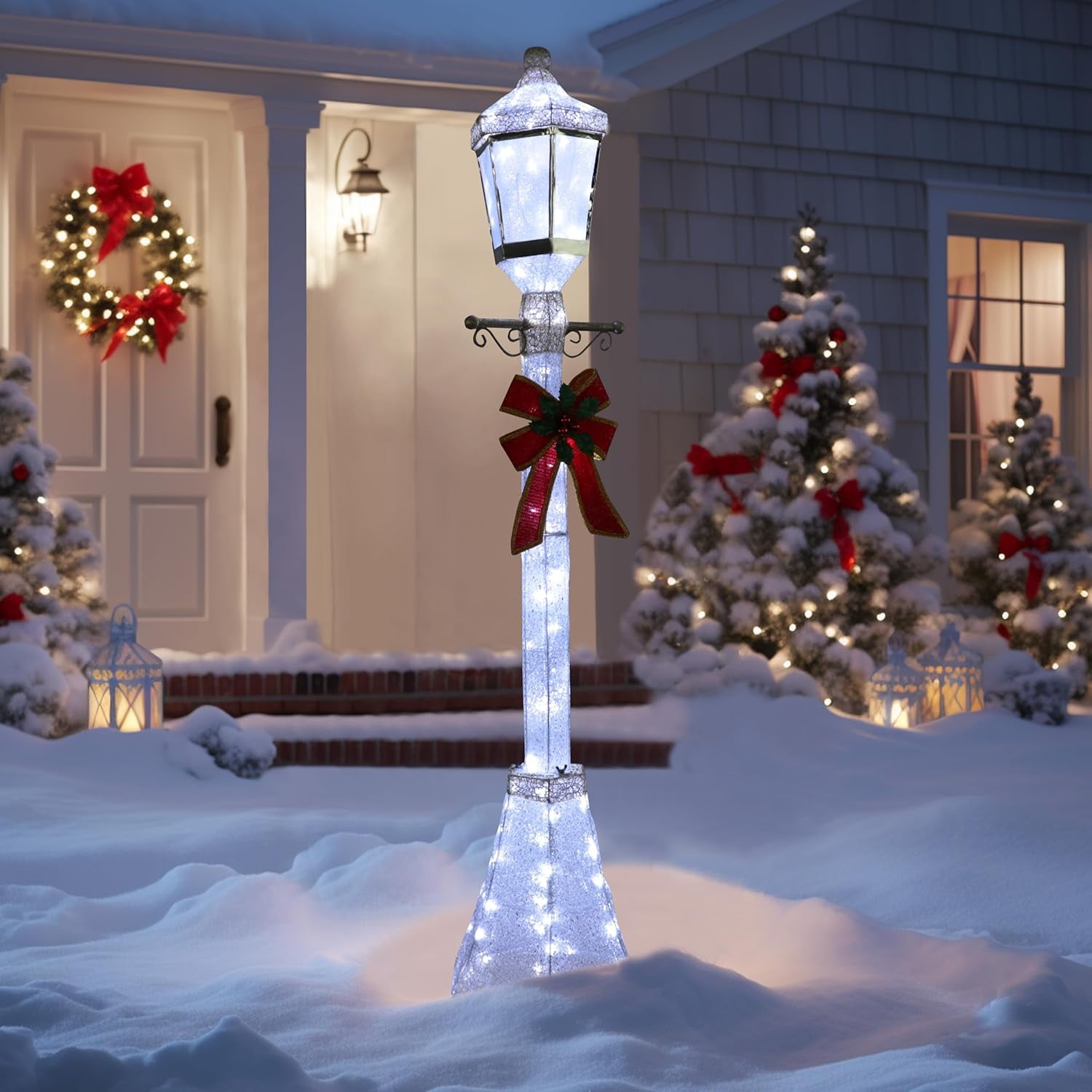 VEIKOU Outdoor Christmas Decorations 6FT Lighted Lamp Post, Light-up ...
