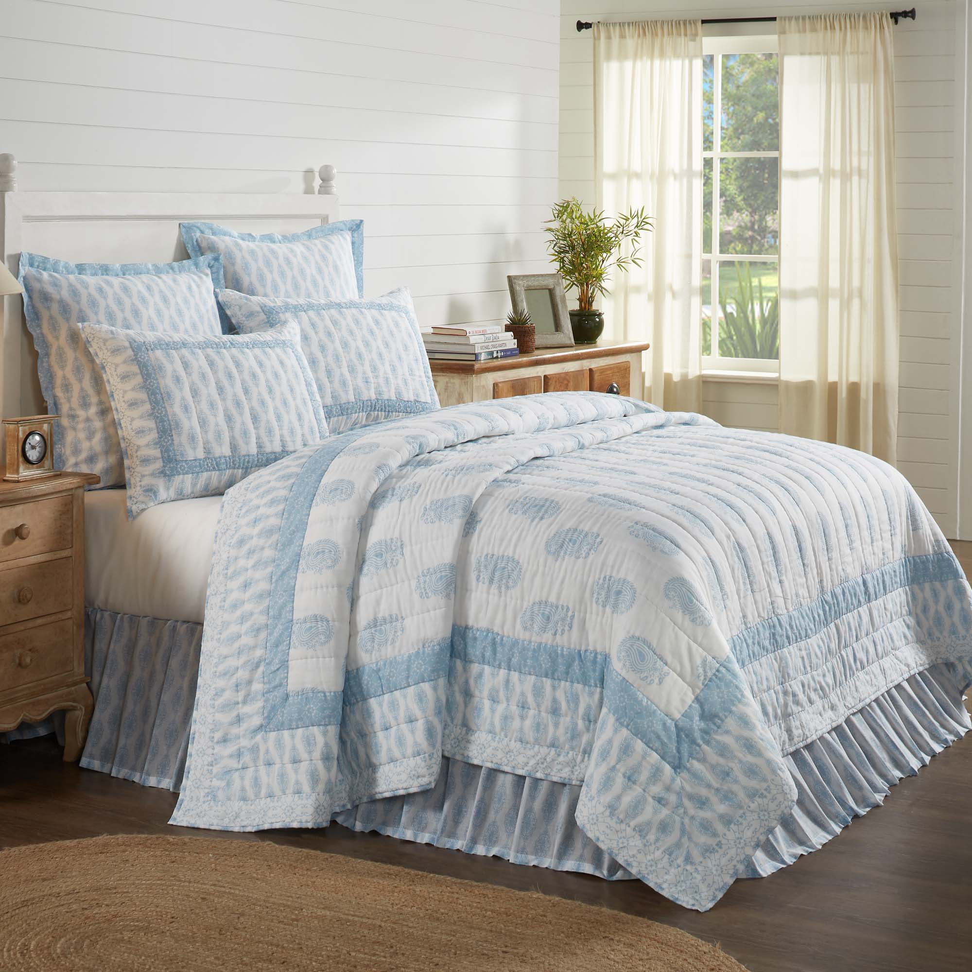 VHC Brands Avani 3 Piece Quilt Set (1 Luxury King Quilt, 2 King Shams ...