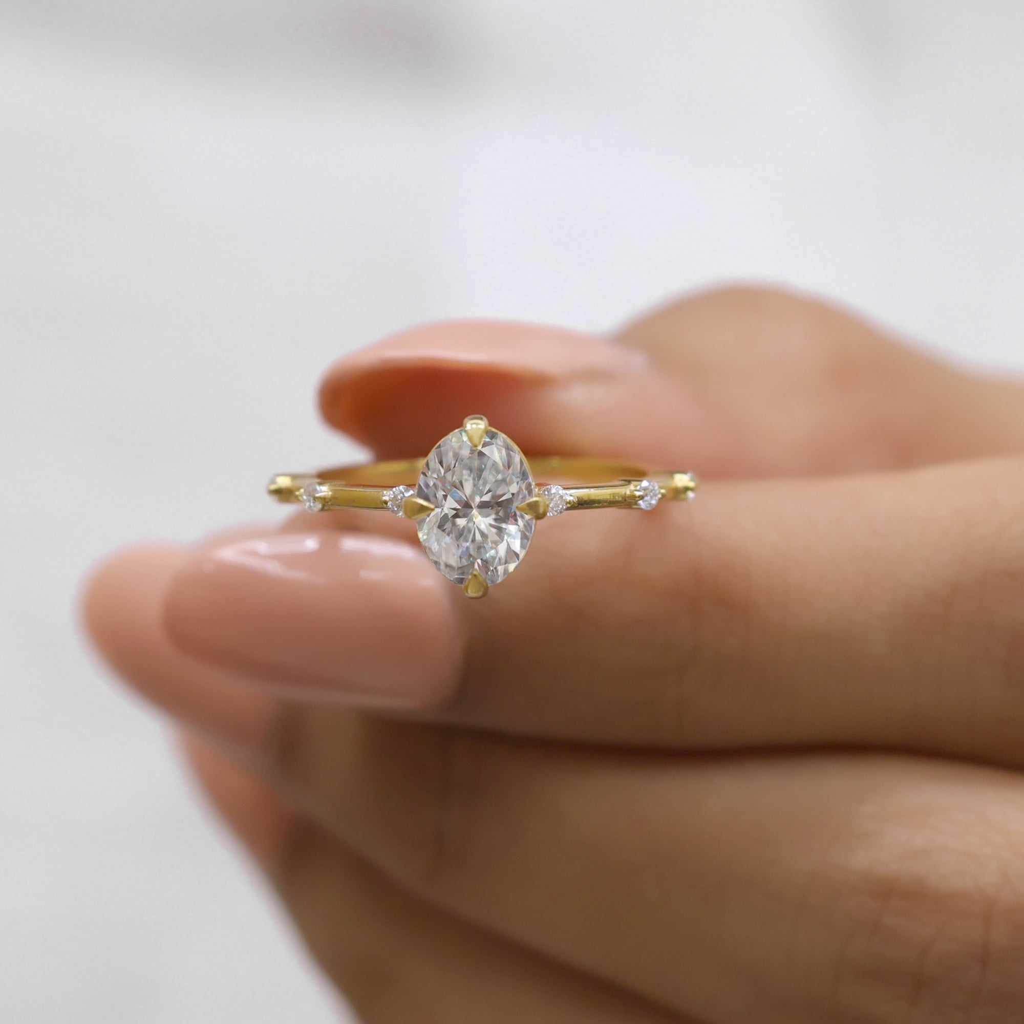 VINSON 1.50 Carat Oval Moissanite Ring - 2 CT Oval Diamond Thin ...