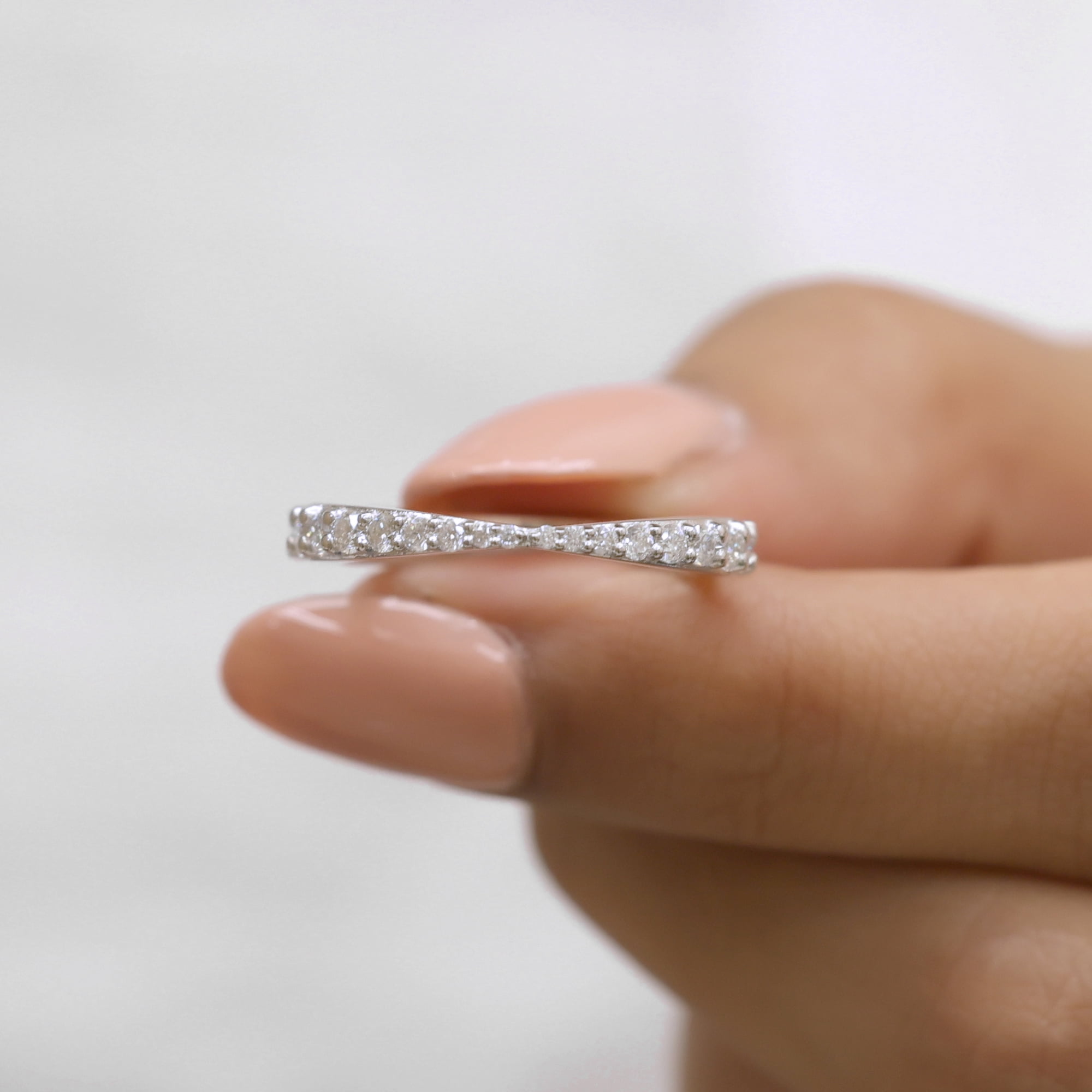 VINSON Unique 0.30 CT Round Brilliant Cut Tapered Wedding Band ...