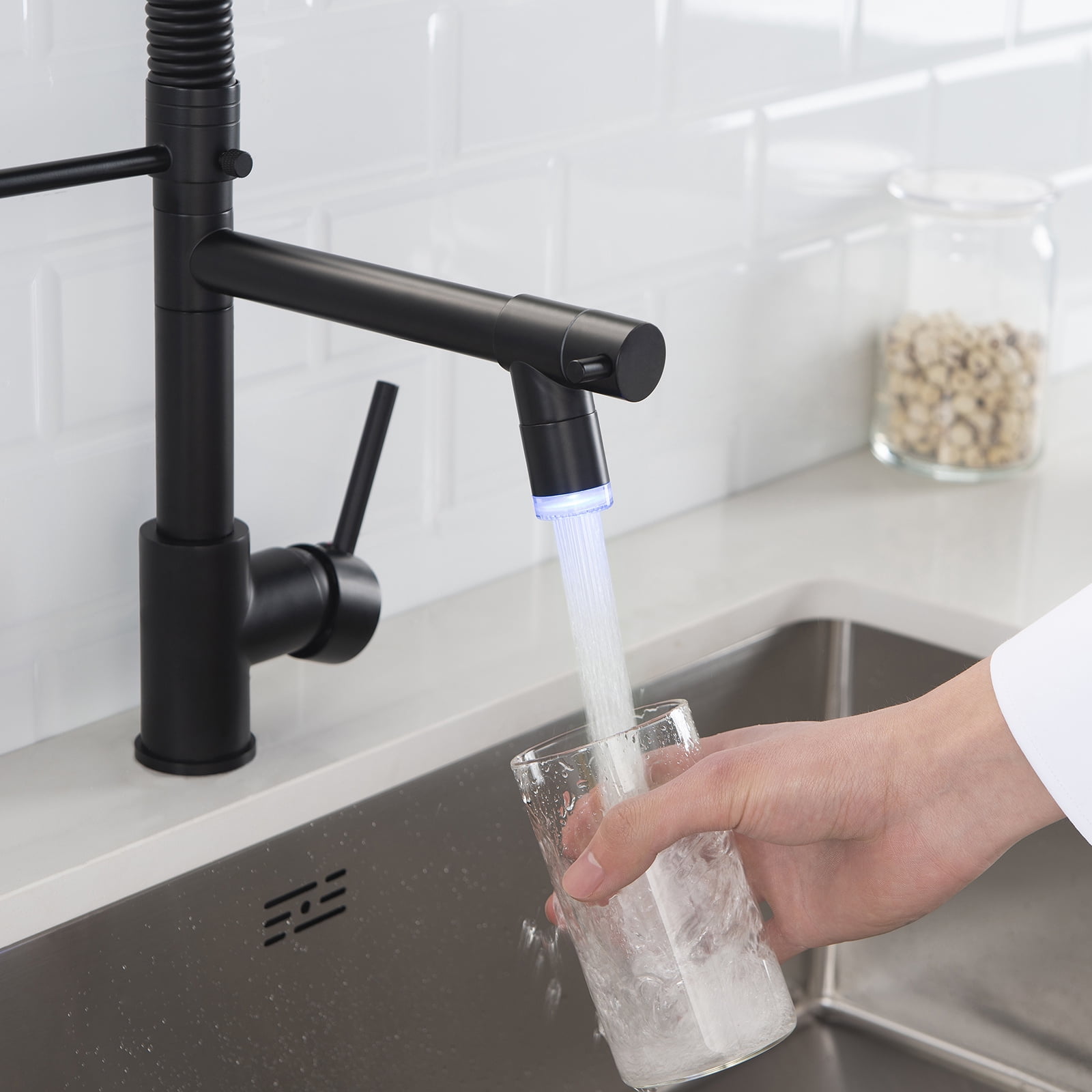 VIPMOON LED kitchen faucet New Single Handle with pull-down kitchen ...