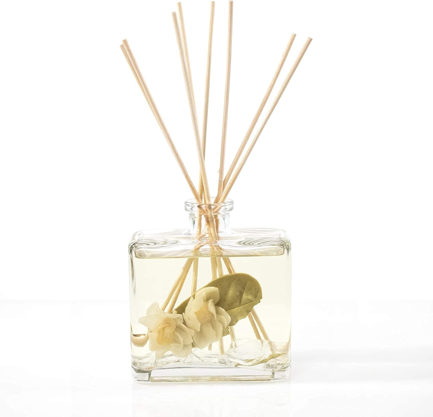 VTGIBI Gardens of Bali Botanical Reed Diffuser | 7.5 fl oz | Scents of ...