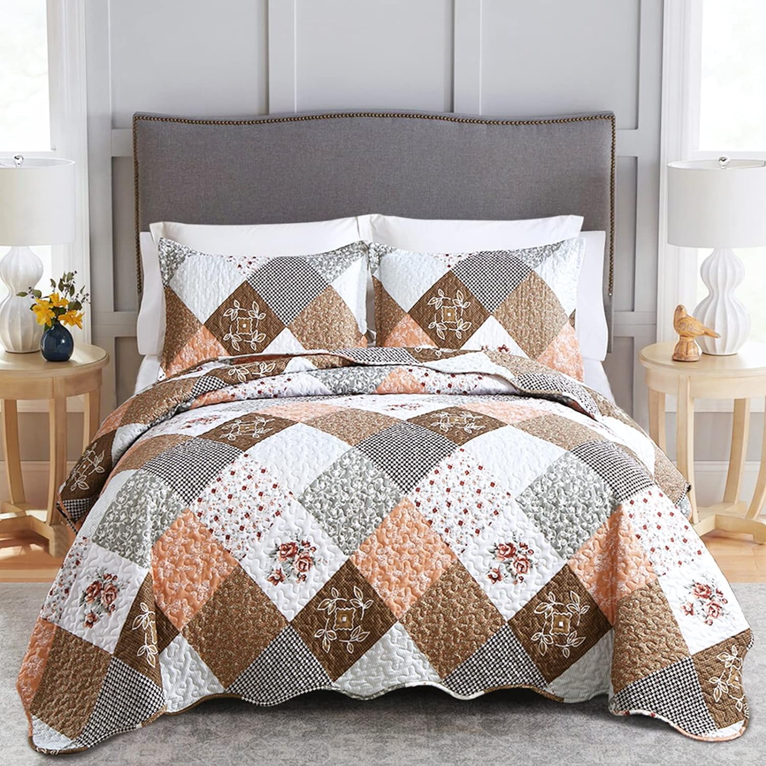 VTUBUON Floral Plaid Patchwork Quilt Set King Size Reversible Brown ...