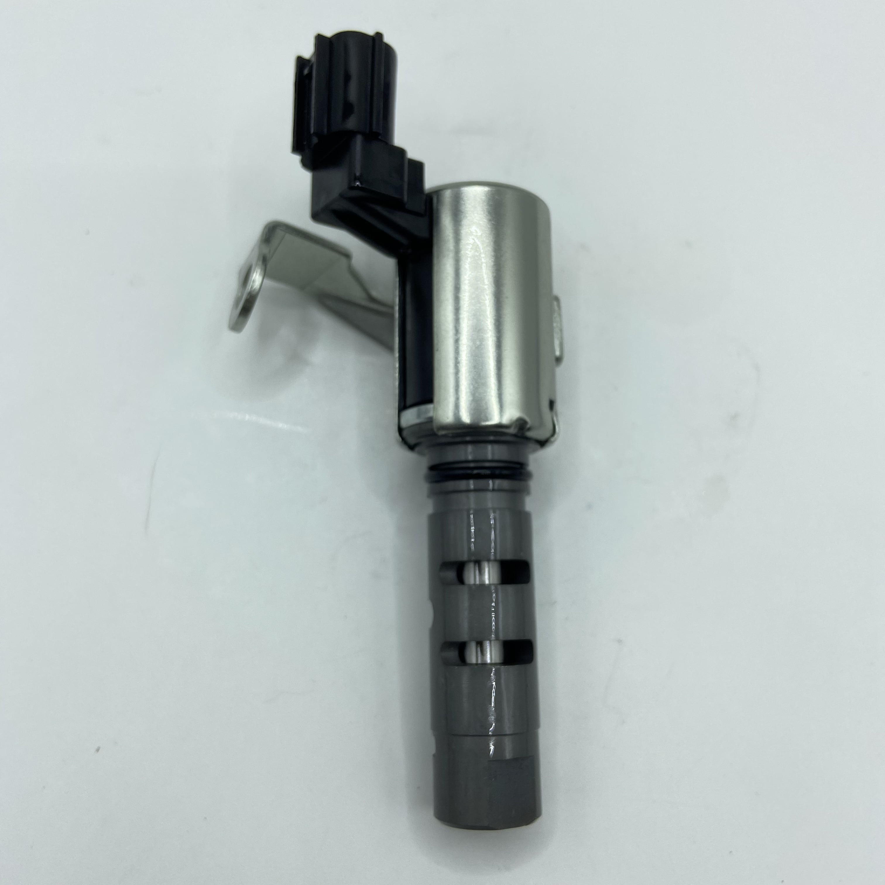 VVT Variable Valve Timing Solenoid 15340-31010 For Toy-ota Land-Cruiser ...