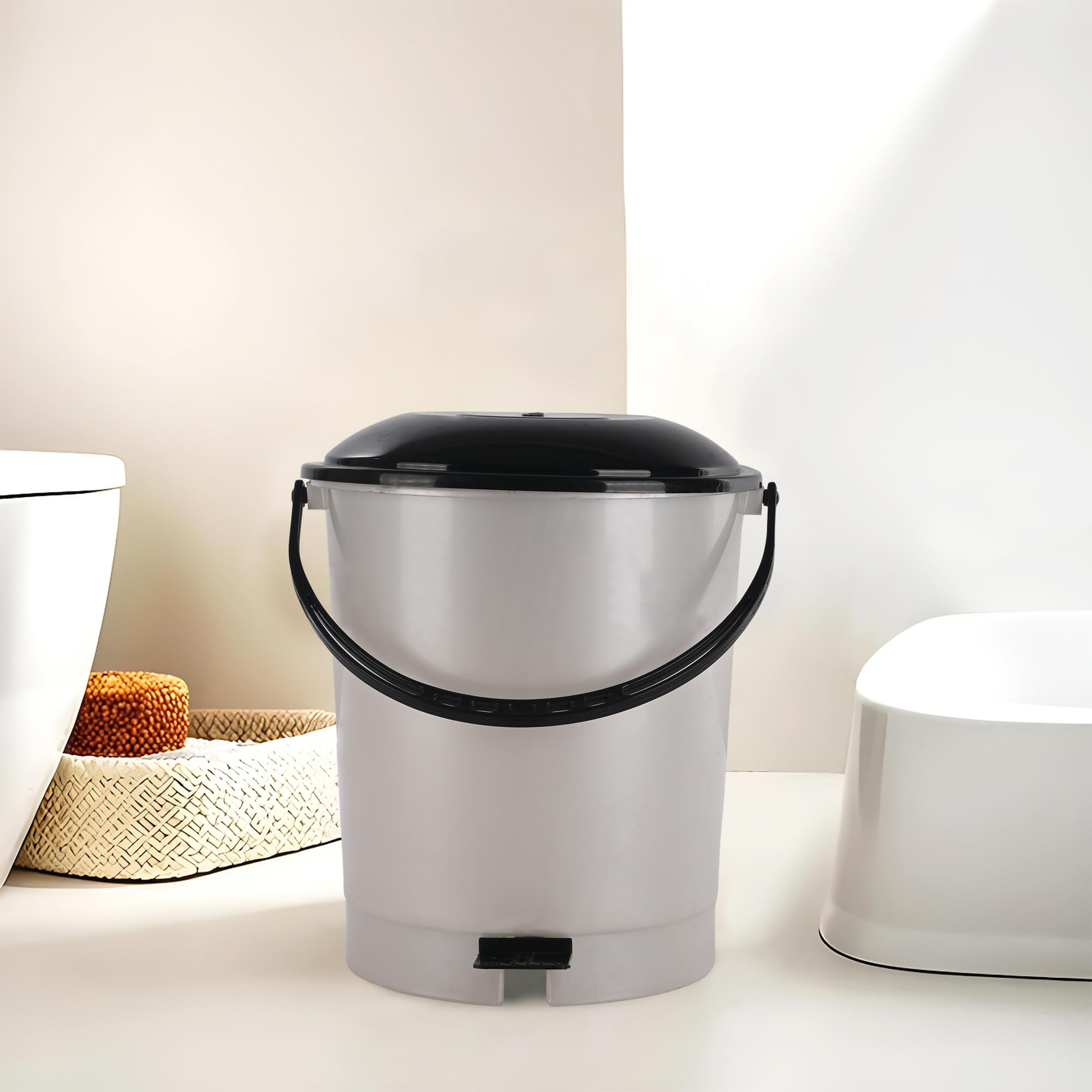 Vaidehi Industries 10 Ltr Plastic Dustbin for Home with Pedal, Lid ...