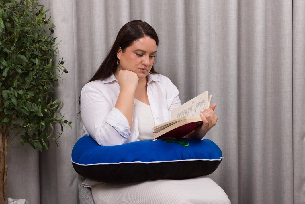 Valari Seated Support Pillow For Crafting, Gaming, Reading and Post ...