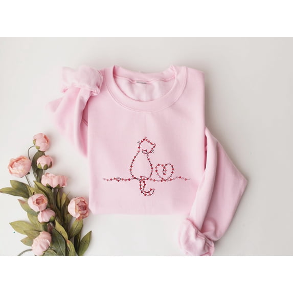 Valentines Day Cat Sweatshirt, Cute Heart Cat Crewneck, Cat Mom Gift ...