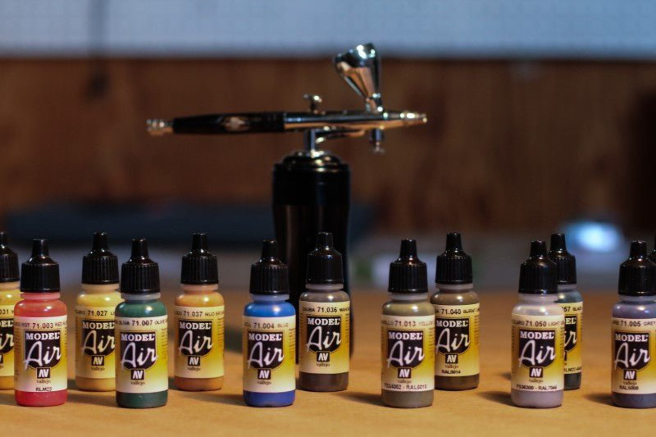 Vallejo WWII Allied Model Air Acrylic Paint Set 17 ml (Pack of 16) - 71 ...