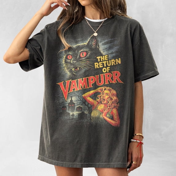 Vampire Cat Graphic T-Shirt, Retro Horror Movie Style Design, Spooky ...