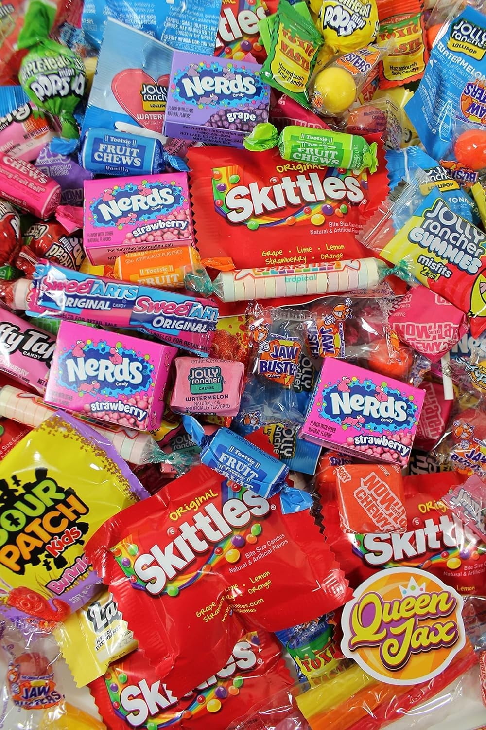 Queen Jax Assorted Candy Variety Pack, 2 LB Bulk Party Mix, Halloween ...