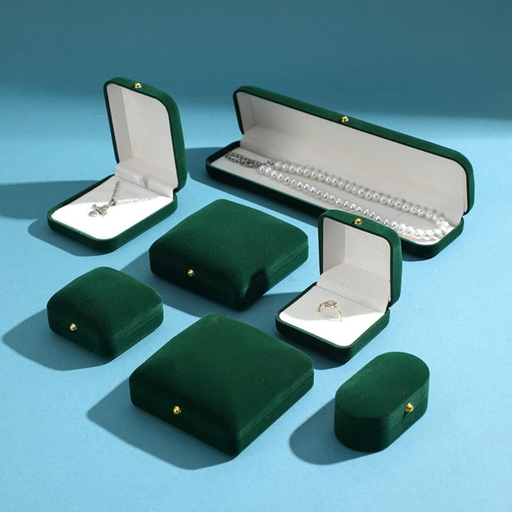 Velvet Jewelry Box with Golden Clasp Flip-Top Jewelry Organizer for ...
