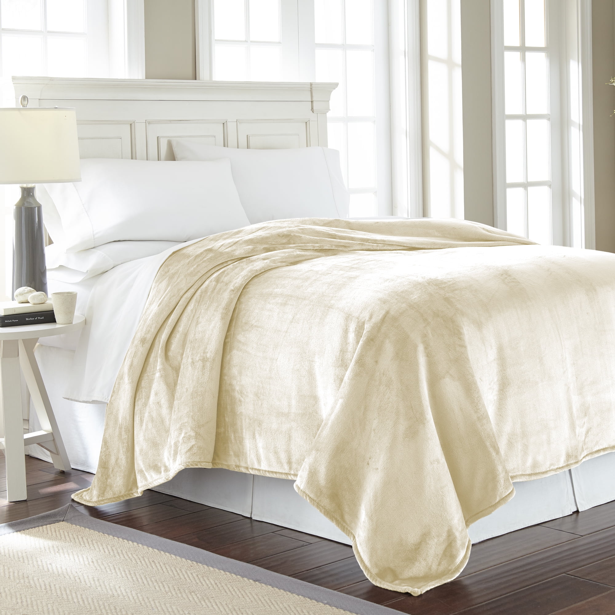 Velvet Plush Solid Color Blanket Collection by Sun Yin - Walmart.com