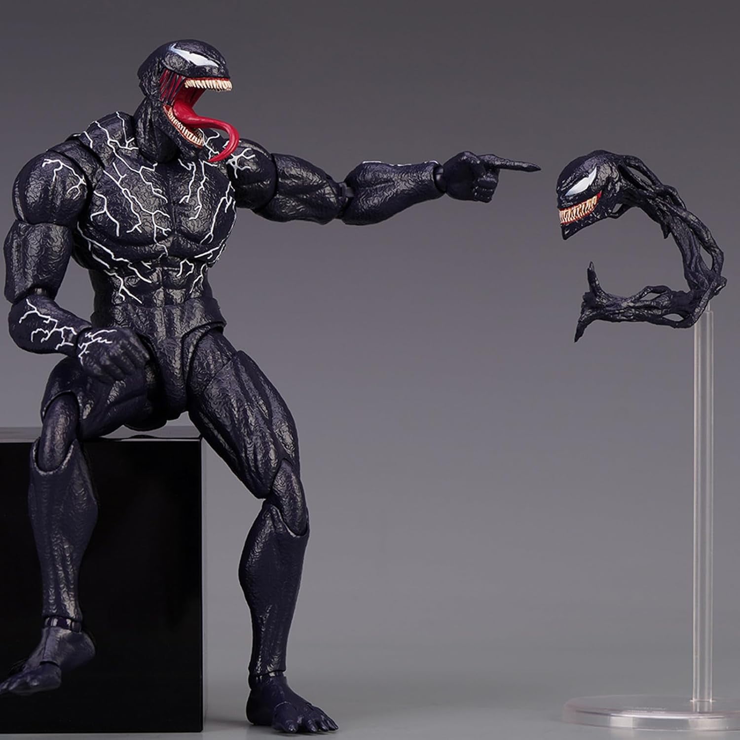 Venom Legends Series Venom: The Last Dance: 8 inch Height Anime Action ...