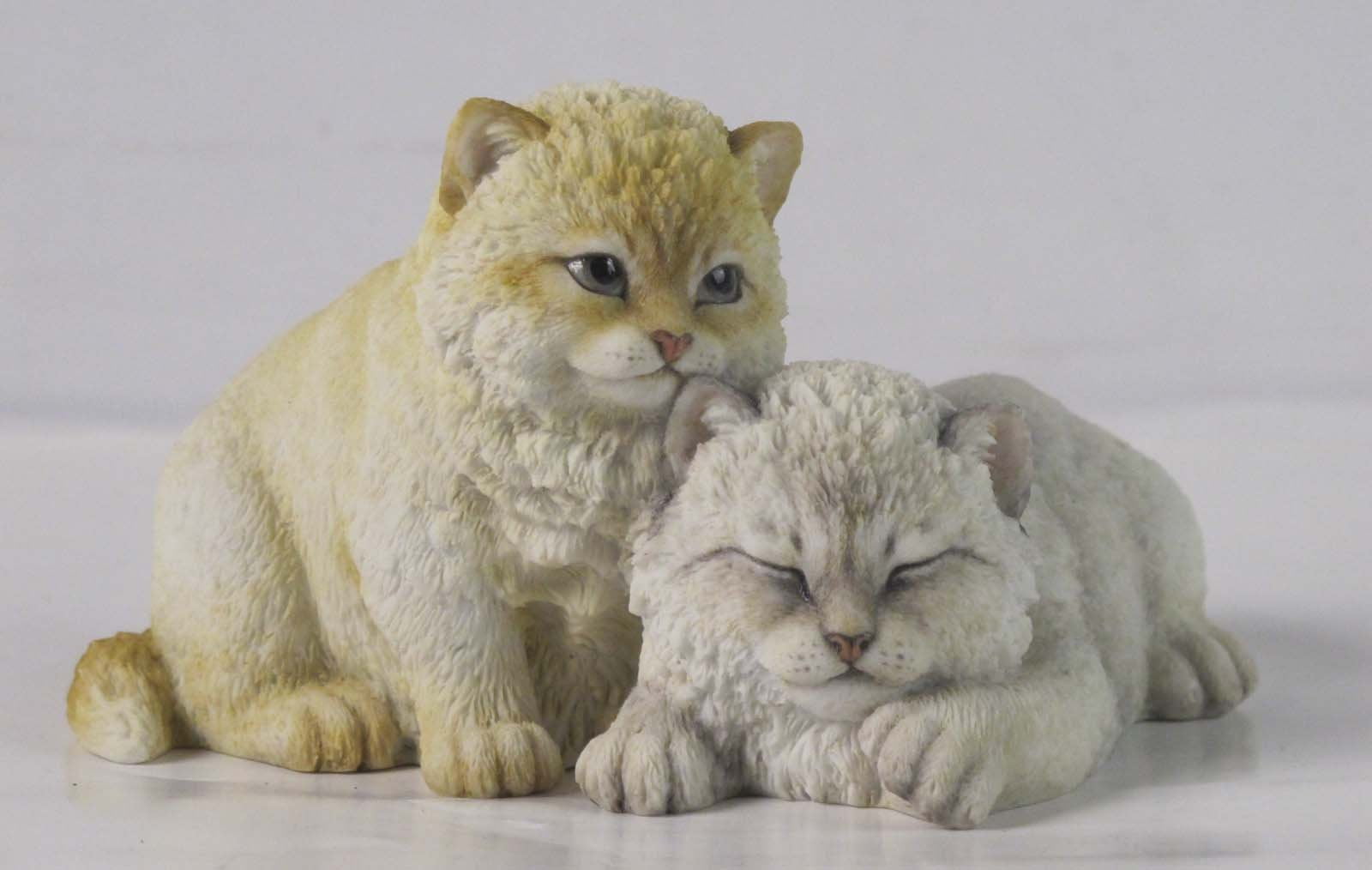 US 5.5 Inch Sleepy Kittens Decorative Statue Figurine, Tan and White ...