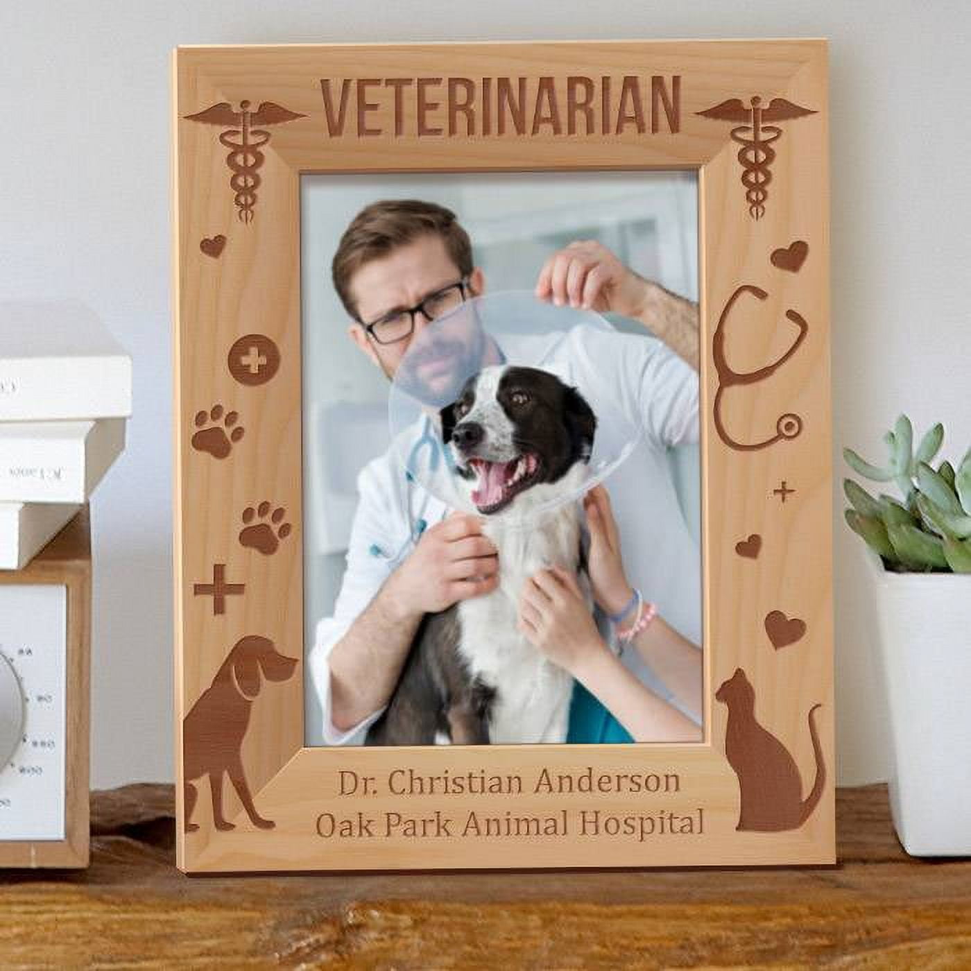 Veterinarian Personalized Wooden Picture Frame 8" x 10" Brown (Vertical ...
