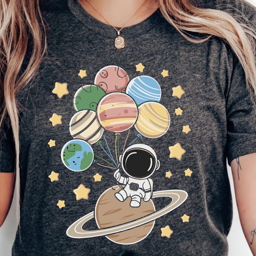 Vintage Astronaut Planet Balloon Spaceman Planets Space Reading ...