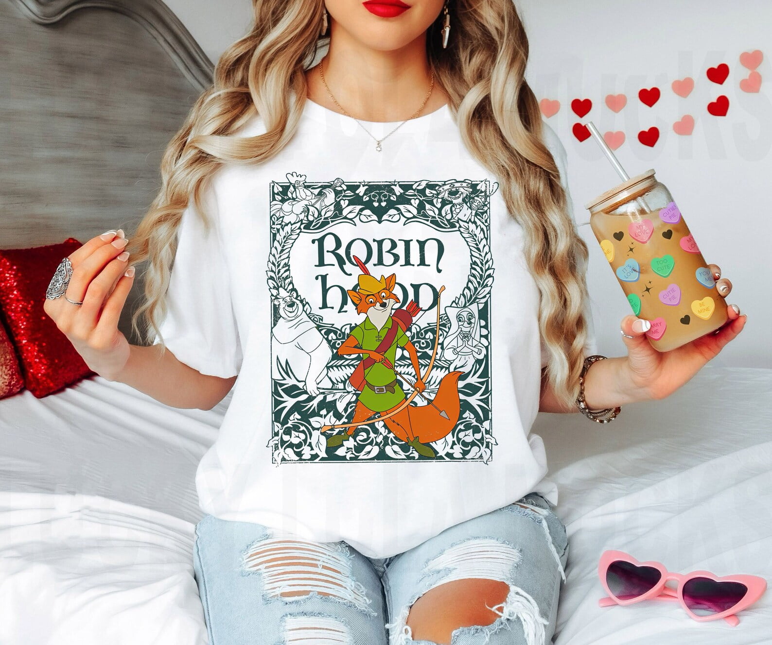 Vintage Disney Robin Hood Characters Portrait 1973 T-Shirt, Magic ...