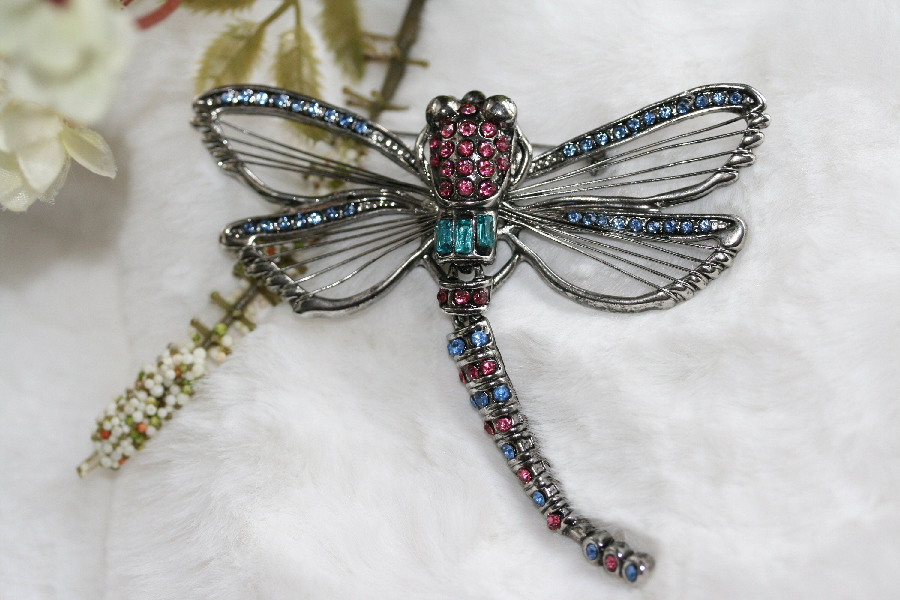 Vintage Dragonfly Rhinestone Head Wire Wings Articulated Tail Brooch ...