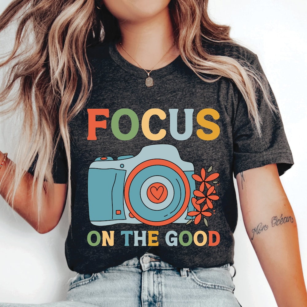 Vintage Focus On The Good Floral Camera Positive Quotes Gift For ...