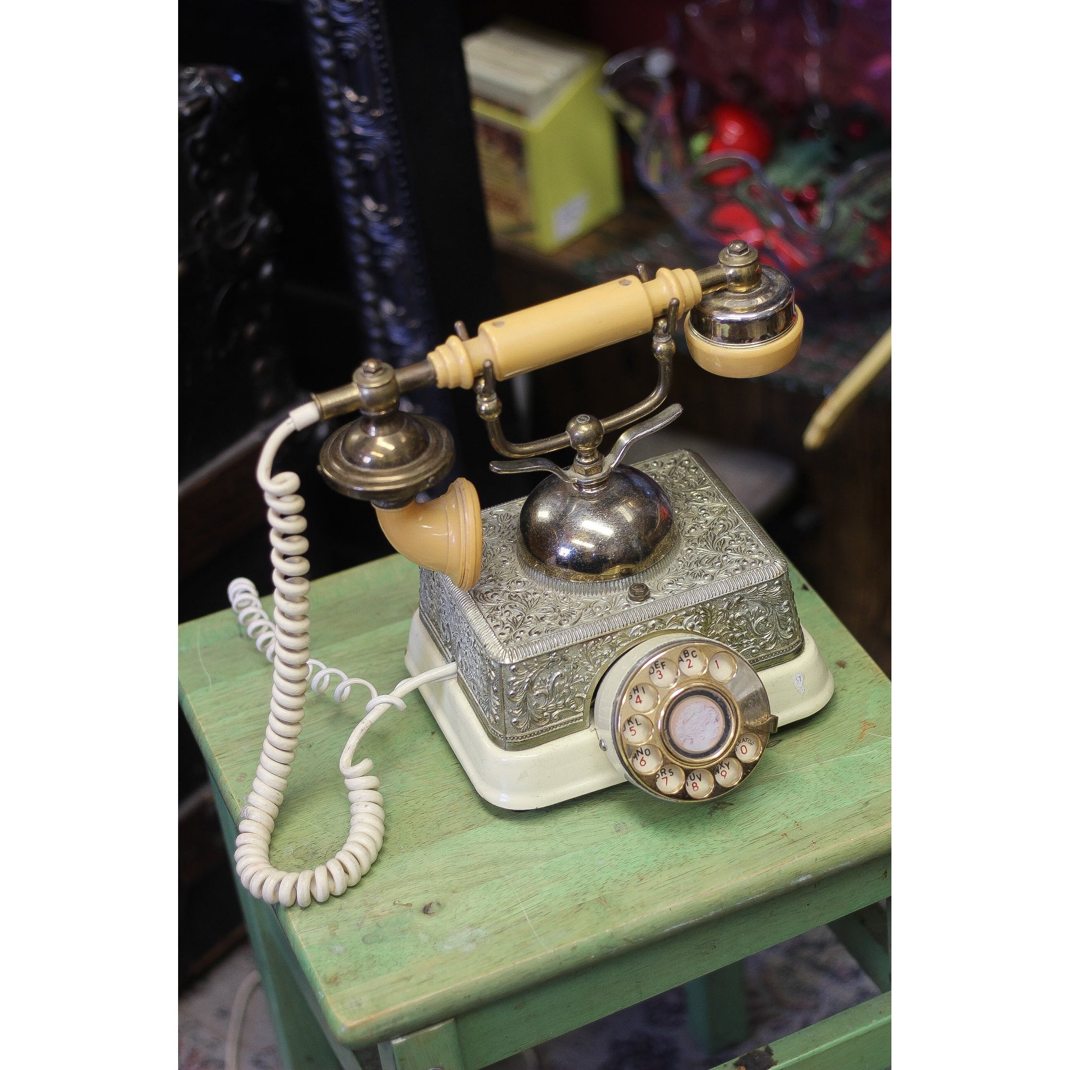 Vintage Frills Vintage French Continental Rotary Phone - Walmart.com