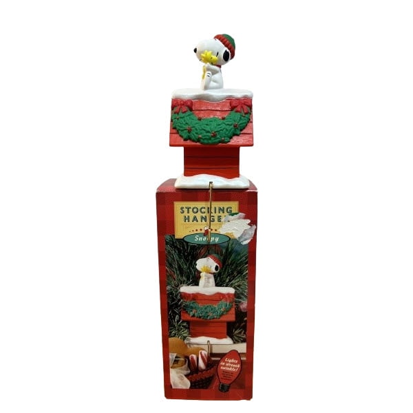 Vintage Stocking Hanger Snoopy (Peanuts) - Walmart.com