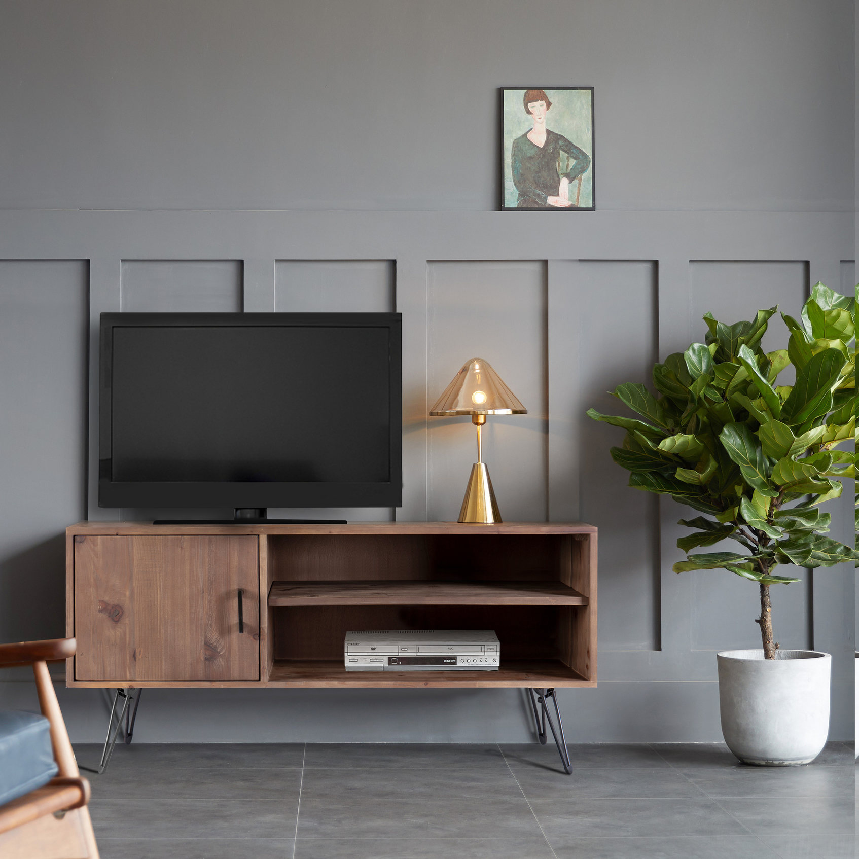 Vintage-Style Reclaimed Wood TV Stand / Organize Your Living Room Media ...
