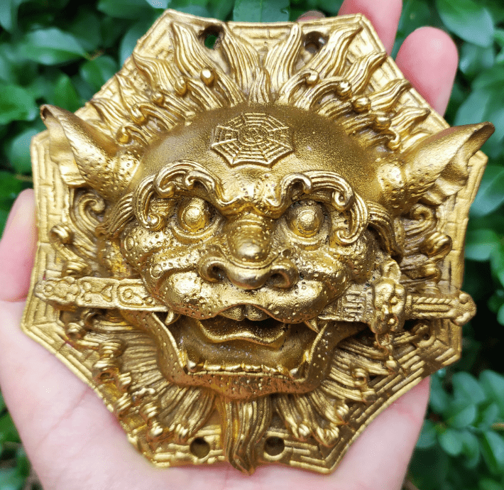 Vintage Yin Yang bagua Mirror Sword in Foo Dog Lion Mouth Gold Accents ...