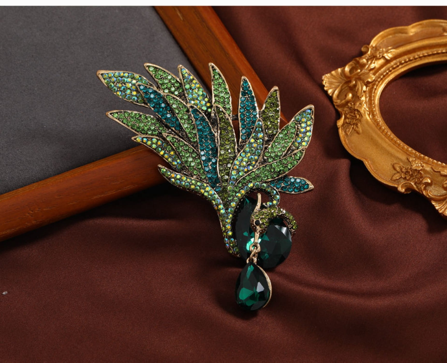 Vintage crystal peacock coat suit corsage pin buckle - Walmart.com