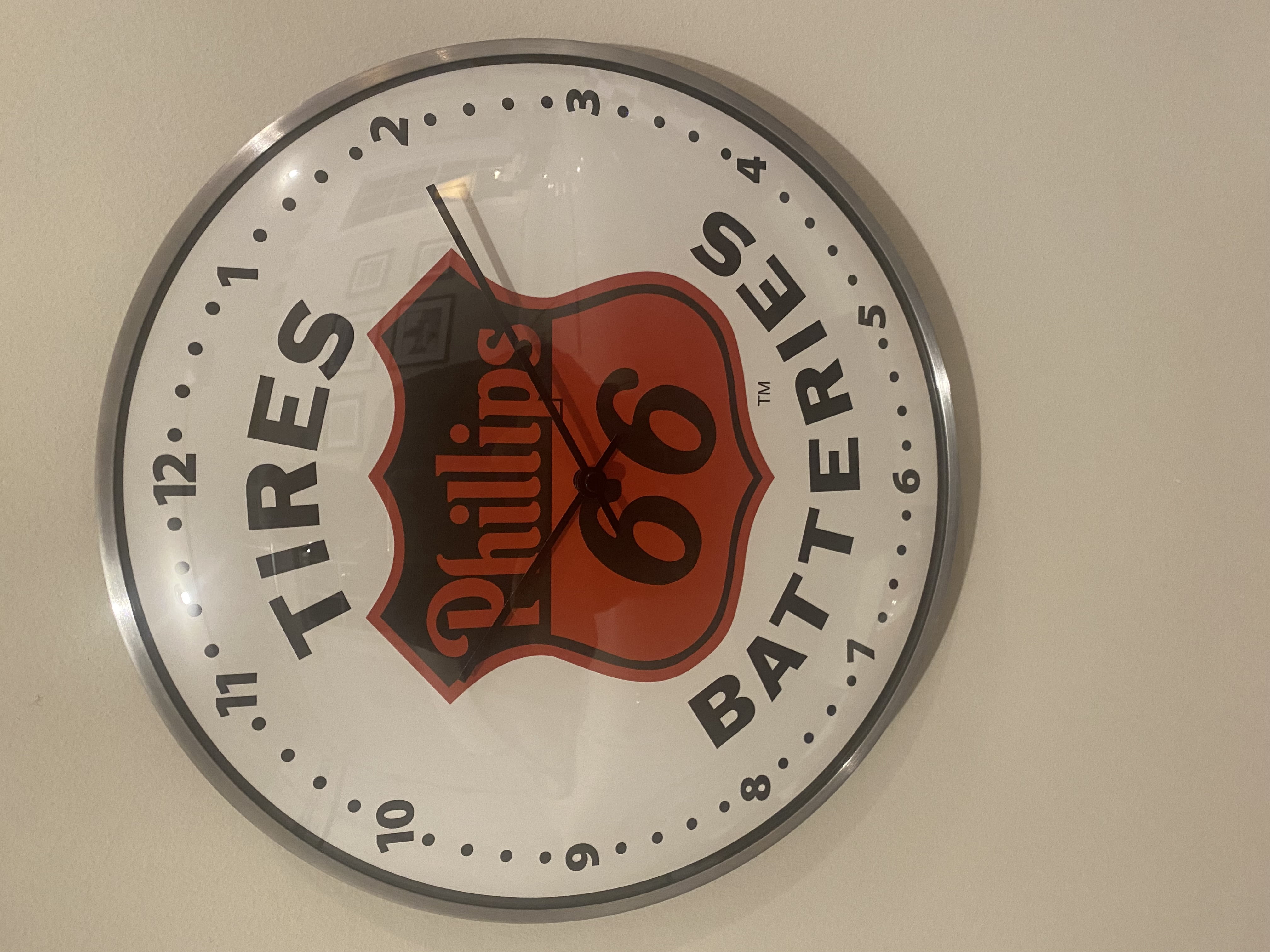 Vintage style Phillips 66 Gas and OIL Round Clock (12" INCH) NEW with ...