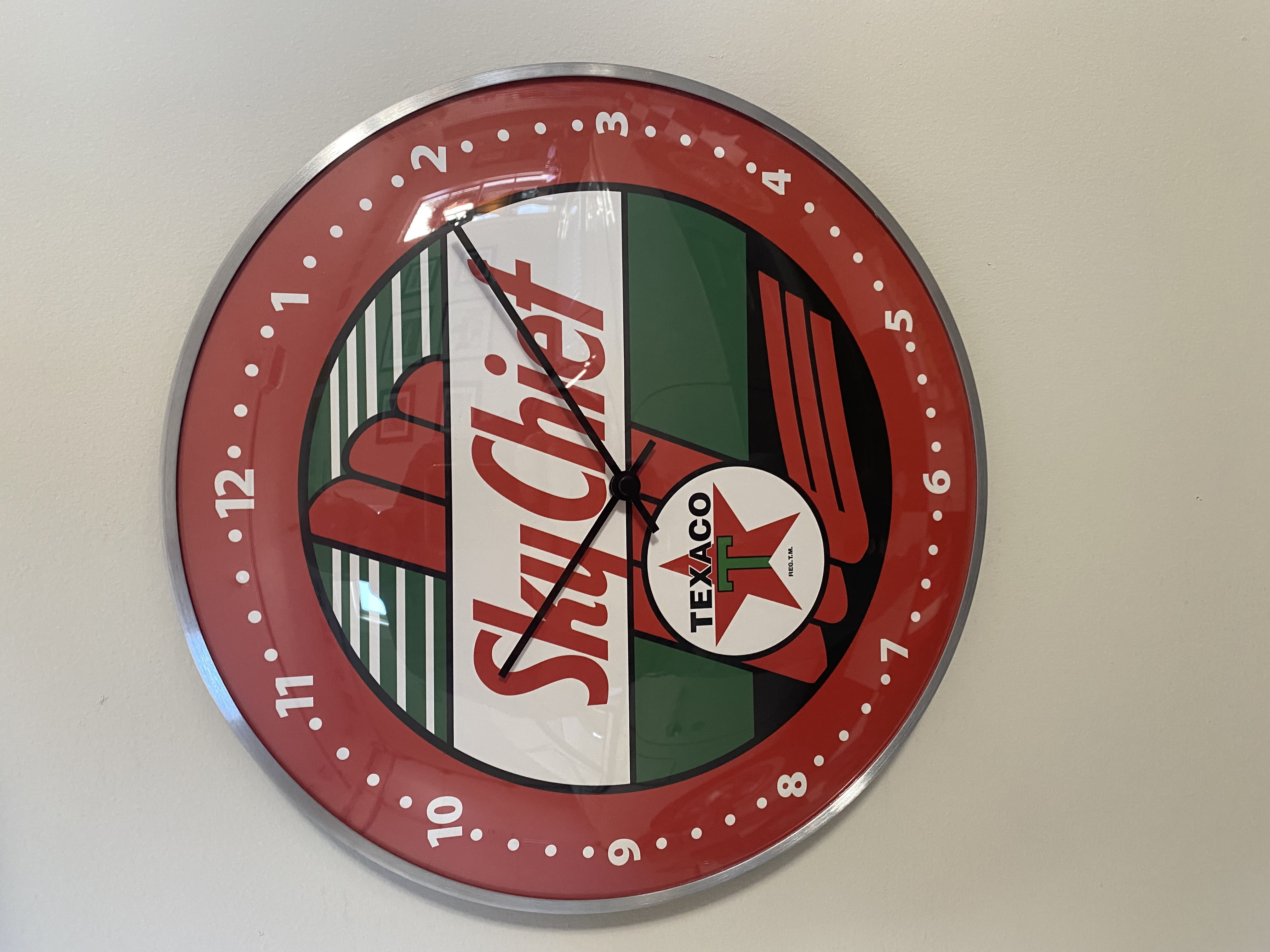 Vintage style TEXACO SKY CHIEF Gas and OIL Round Clock (12" INCH) NEW ...