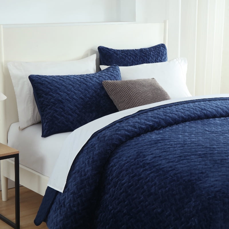 Visimisi Luxury Christmas Halloween Velvet Quilt King Size, Ultra Soft ...