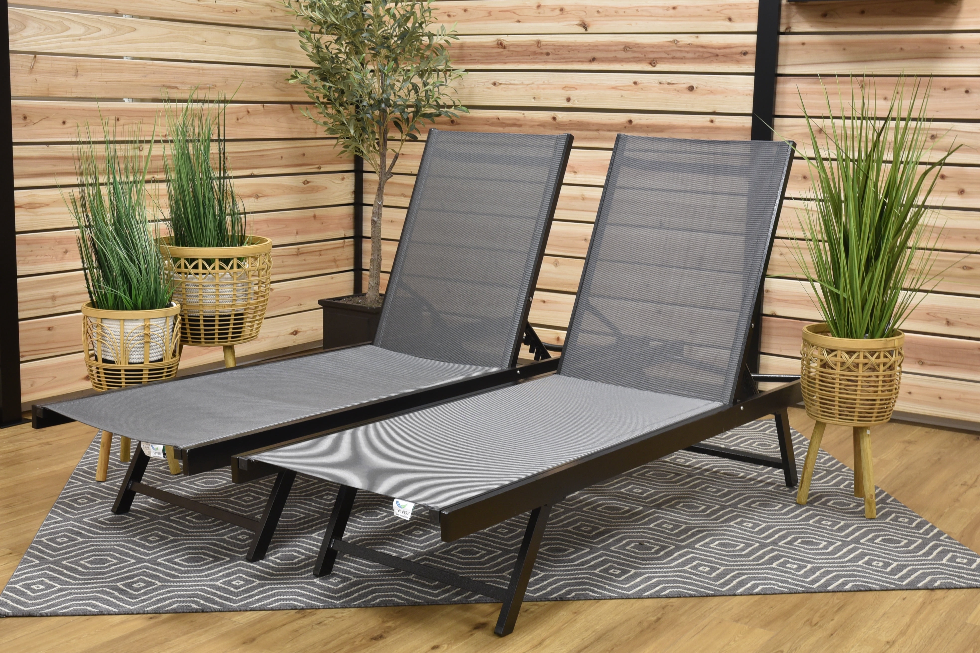 Vivere Urban Aluminum Lounger Set Made with Premium Phifertex Outdoor ...