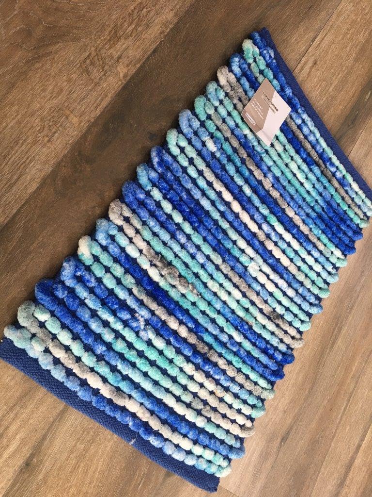 VividVedas Textured Bath Mat Blue MultiStripe Pattern Soft Chenille ...