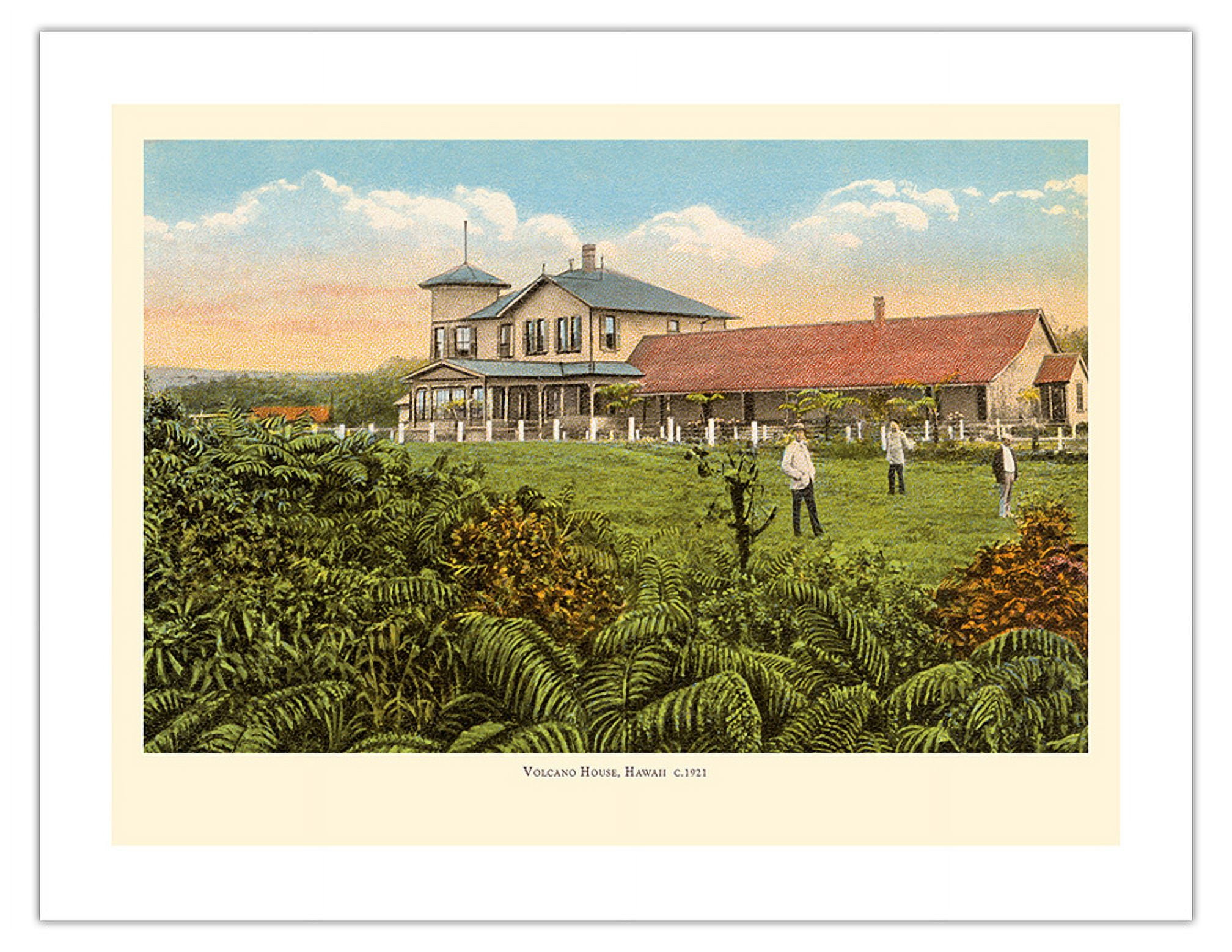 Volcano House Hawaii - Directly Overlooking Crater - Hawaii Volcanoes ...