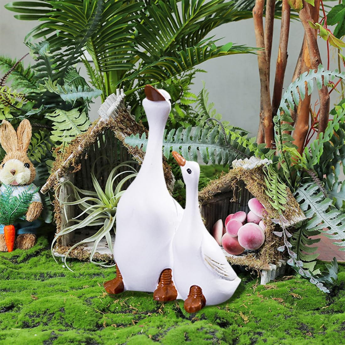 Voyyphixa White Goose Garden Statue Mother Duck and Ducklings Figurine ...