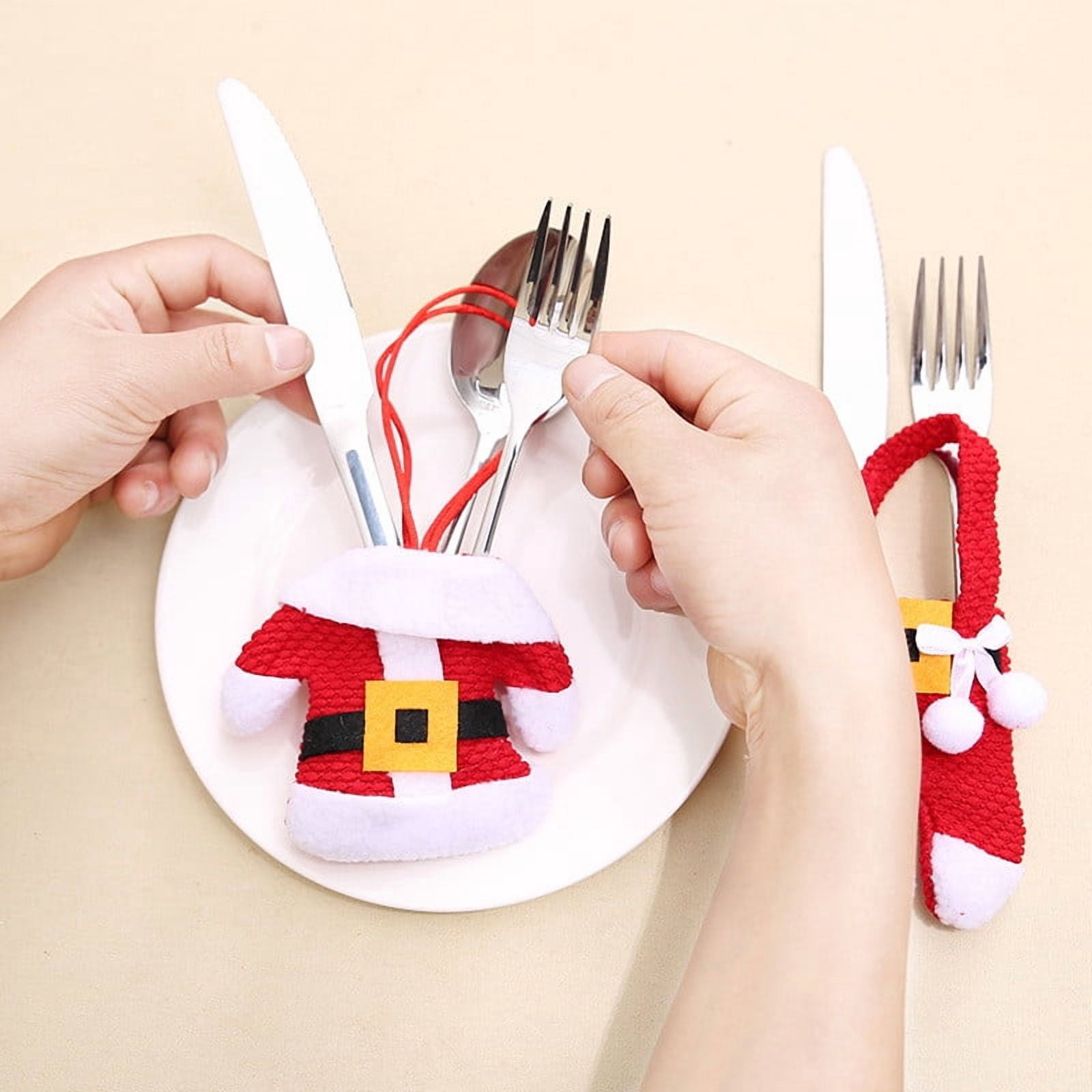 Vrorvz Christmas Clothes and Pants Knife Fork Christmas Plates ...