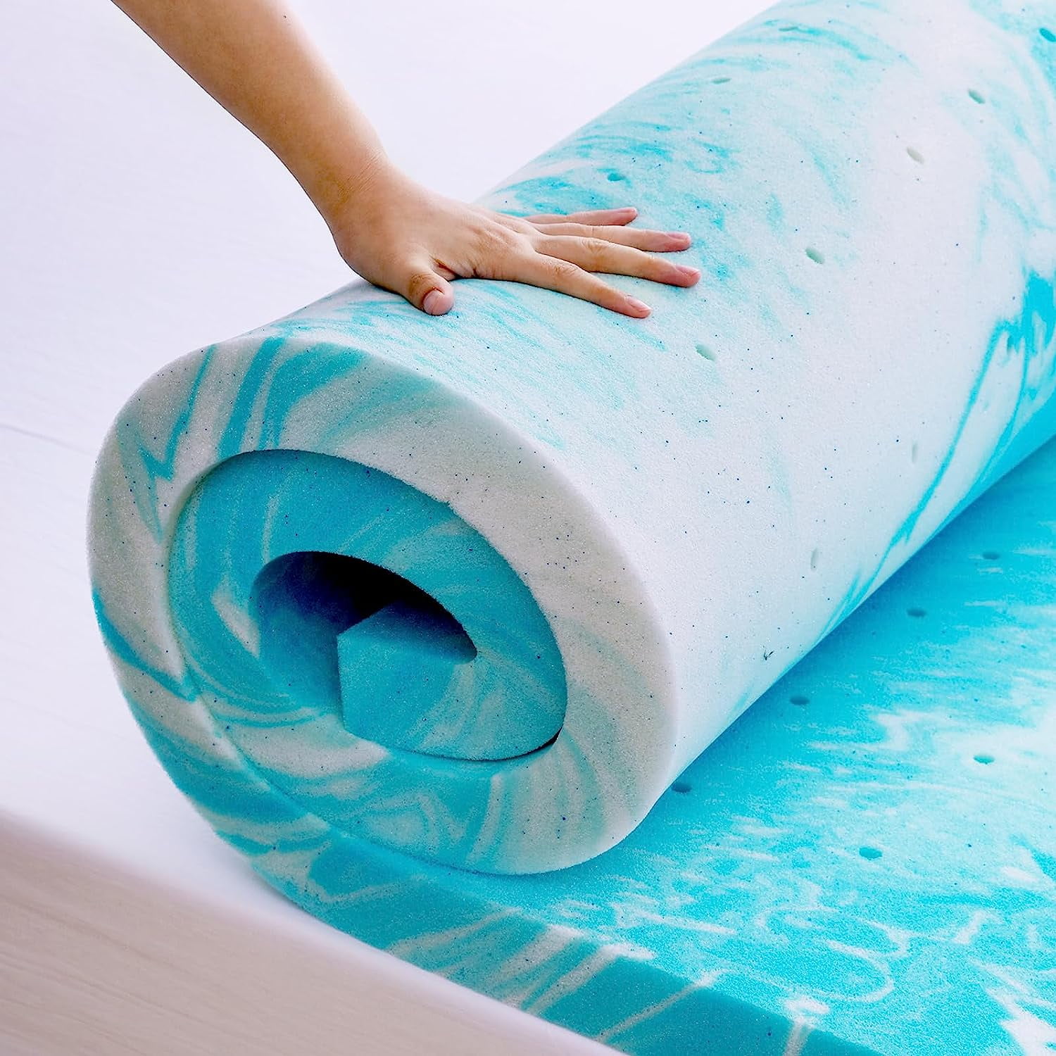 Vyfipt 2 Inch Mattress Topper Queen, Gel Infused Memory Foam Mattress ...