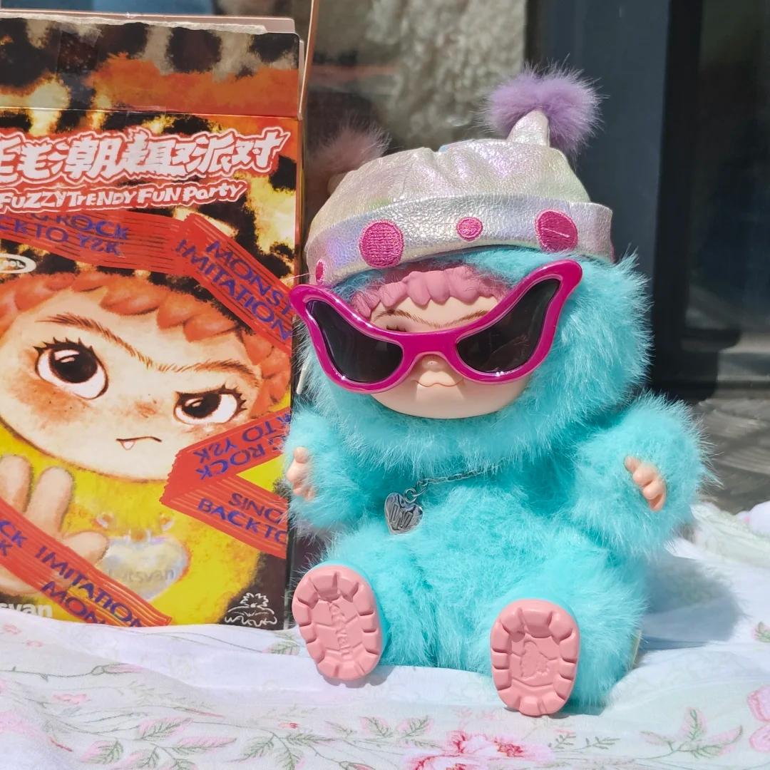 WAKUKU Fuzzy Party Series - Plush Pendant Surprise Box, Random ...