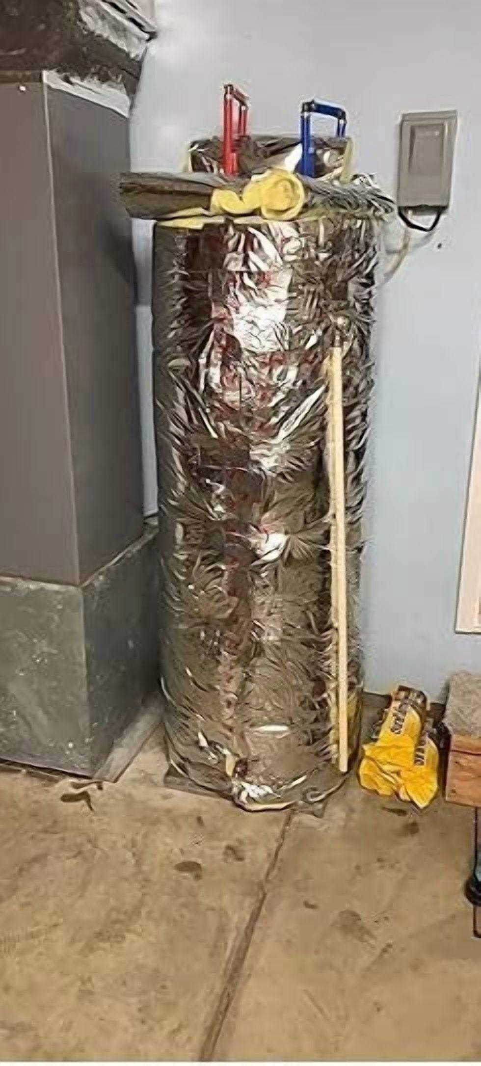 WATER HEATER REFLECTIVE FOIL Fiberglass Duct Insulation HVAC PIPE Wrap ...