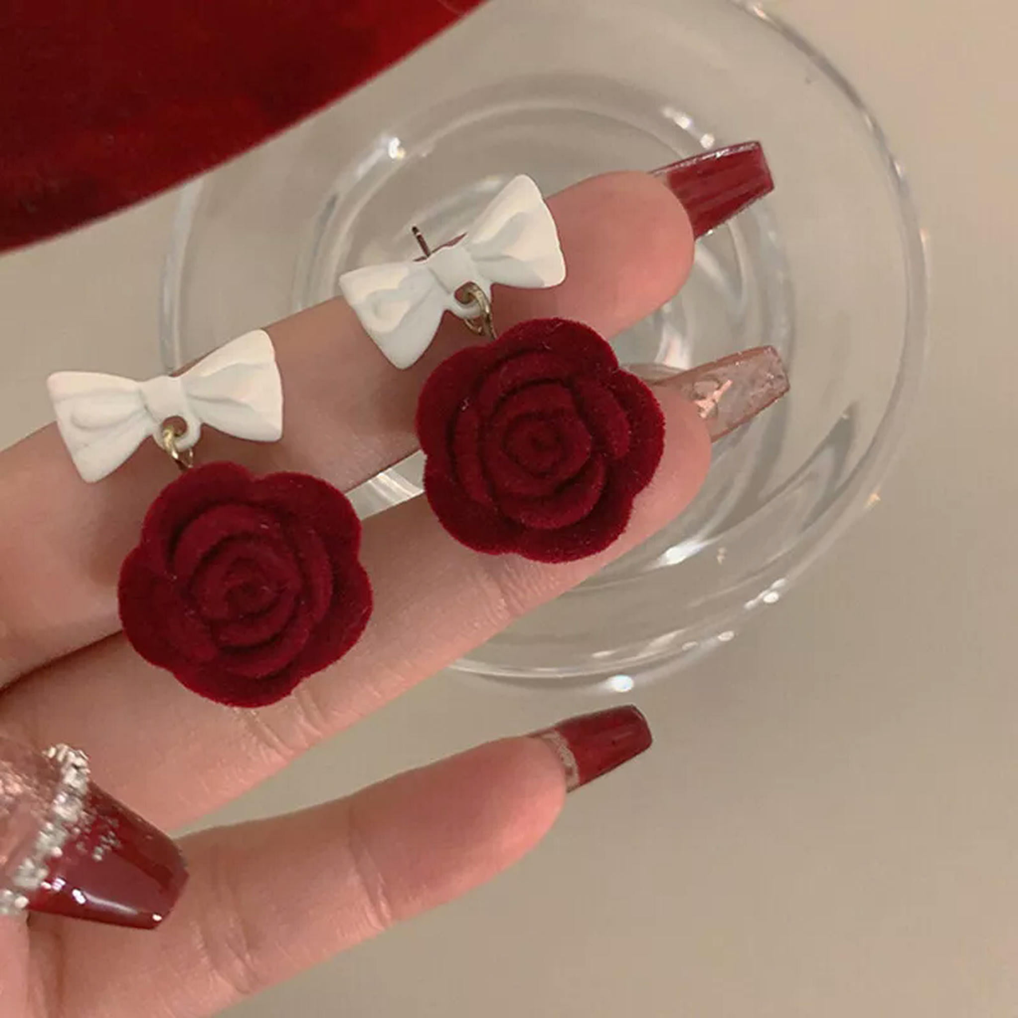 WBQF 1Pair Autumn Winter Vintage Temperament Bow Niche Red Flocking ...