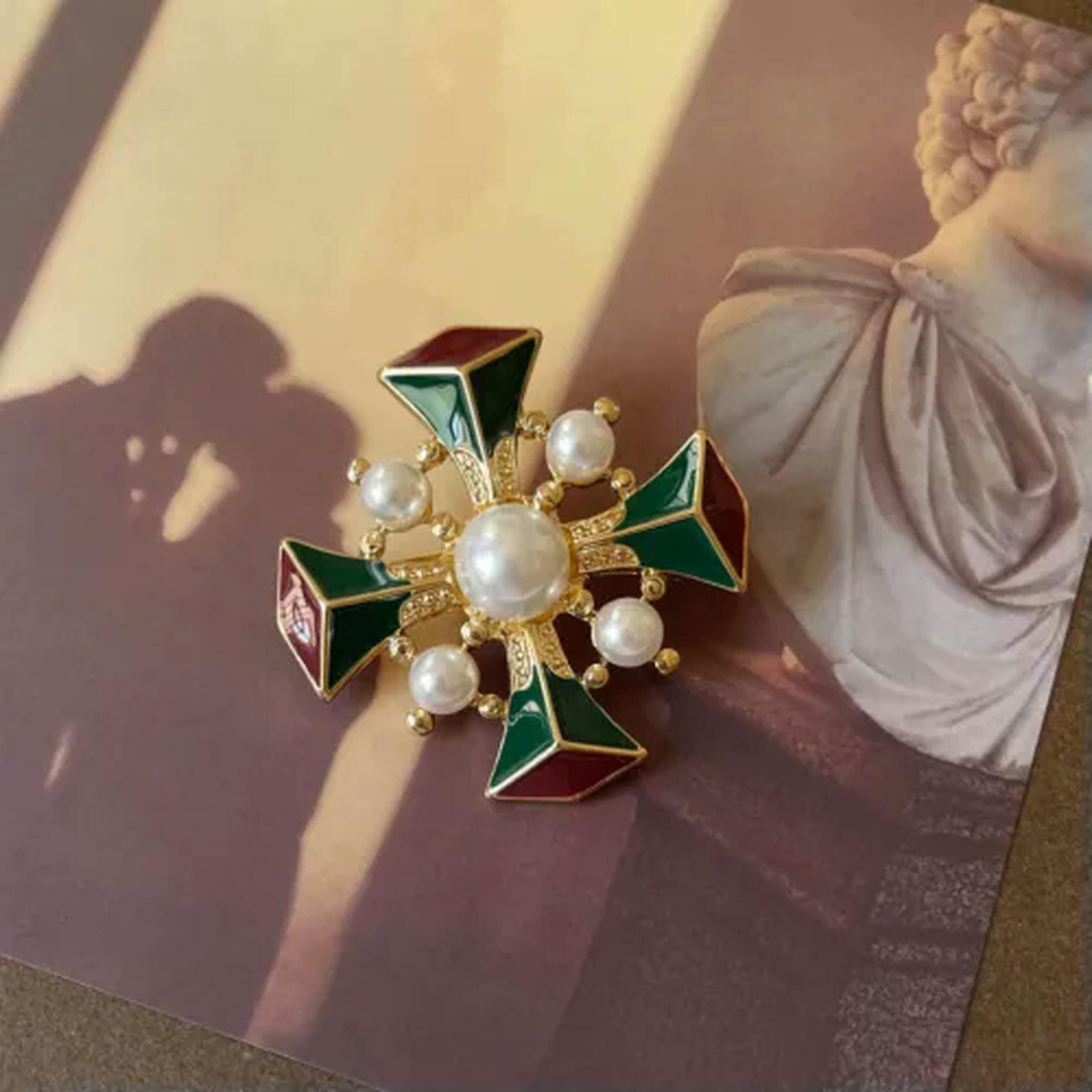 WBQF Baroque Women Palace Style Cross Brooches Pins Retro Metal Badges ...