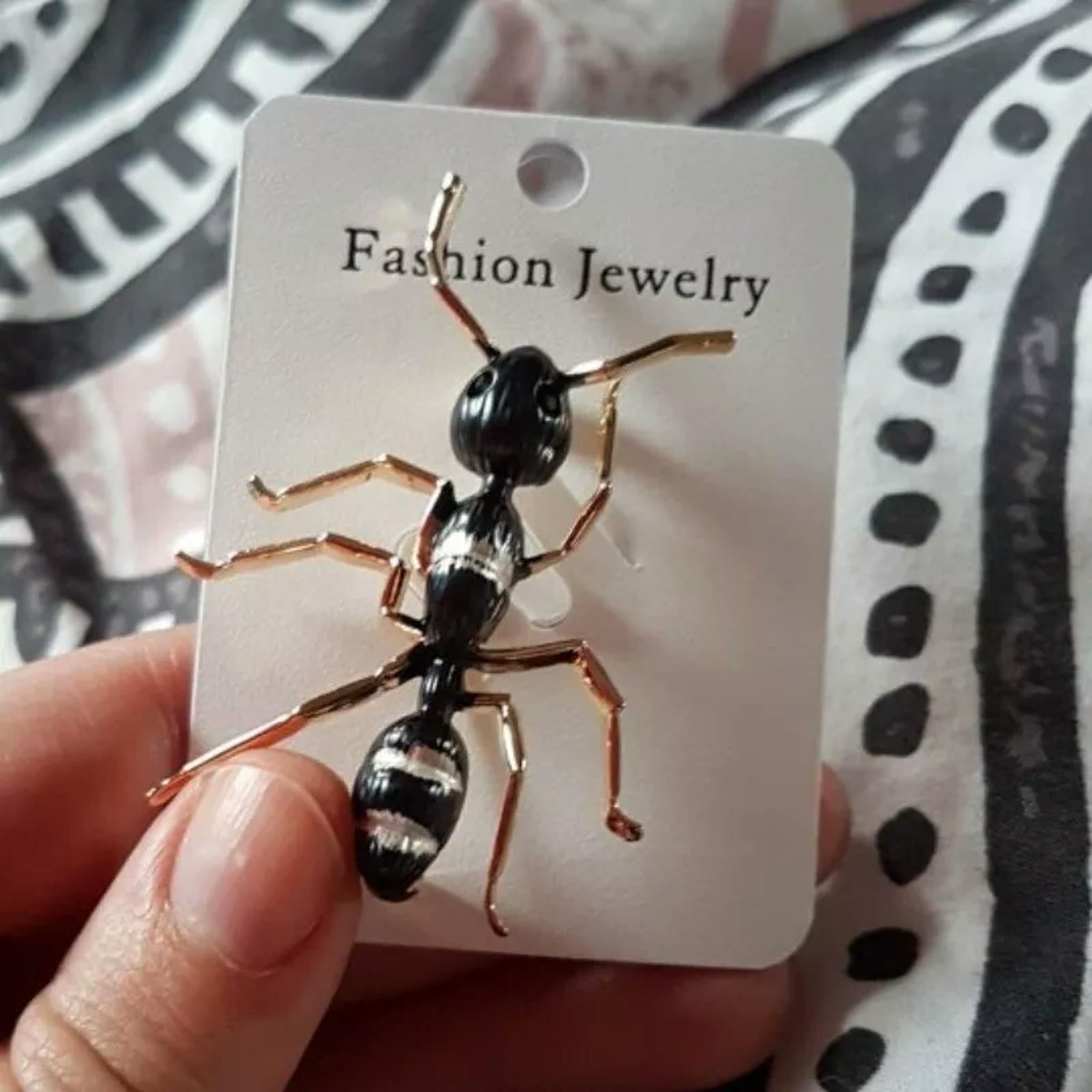 WBQF Black Enamel Ant Brooches For Women Men Alloy Big Insect Banquet ...