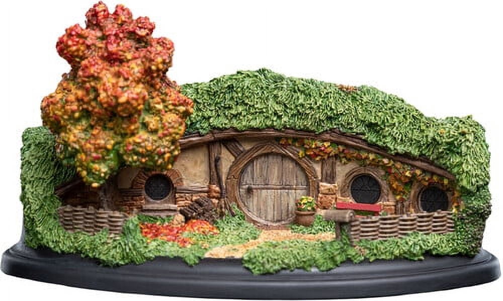 WETA Workshop Polystone - 18 Gardens Smial Hobbit Hole, Weta Workshop ...