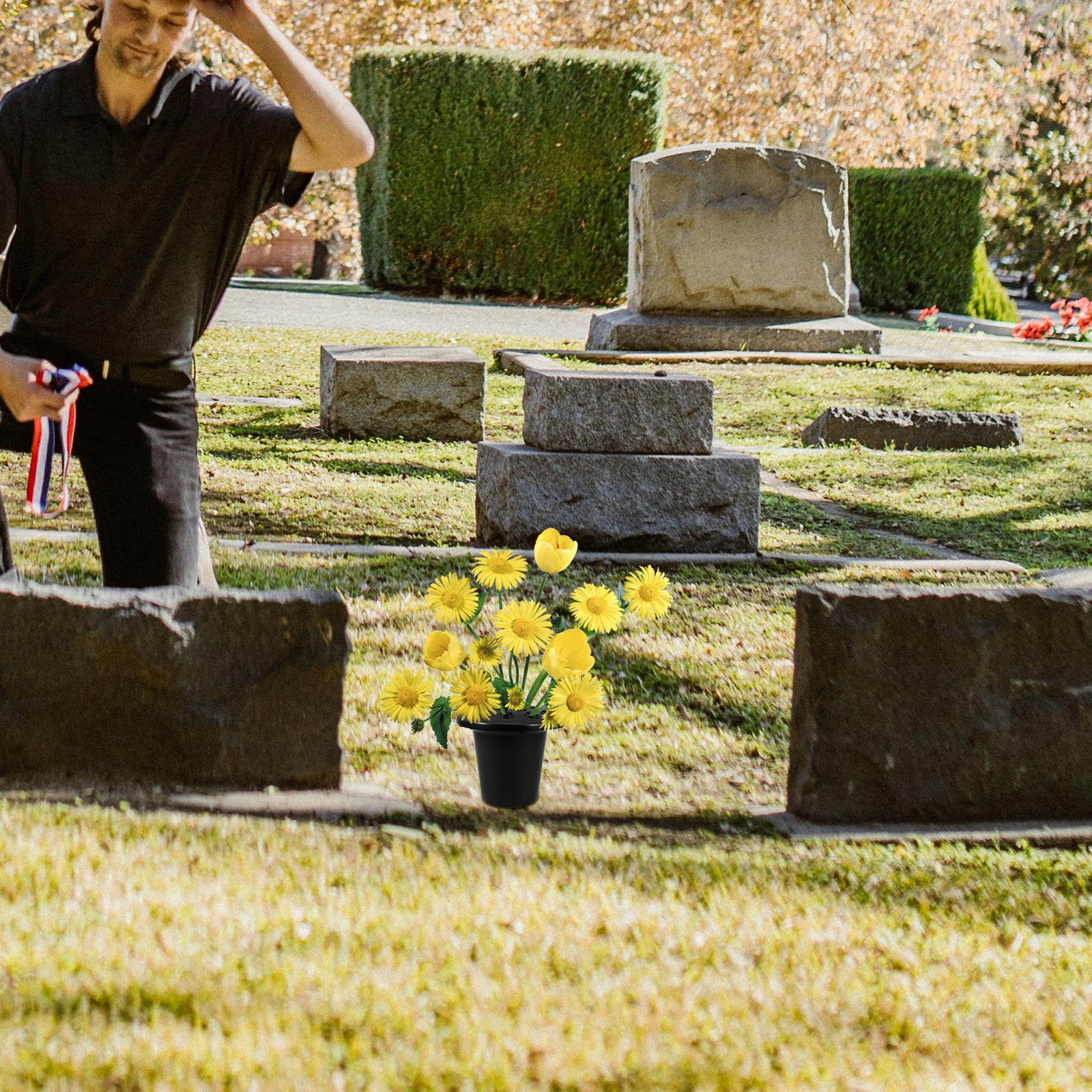 WEUVEB 8Pcs Plastic Cemetery Flower Holders with Spikes for Grave ...